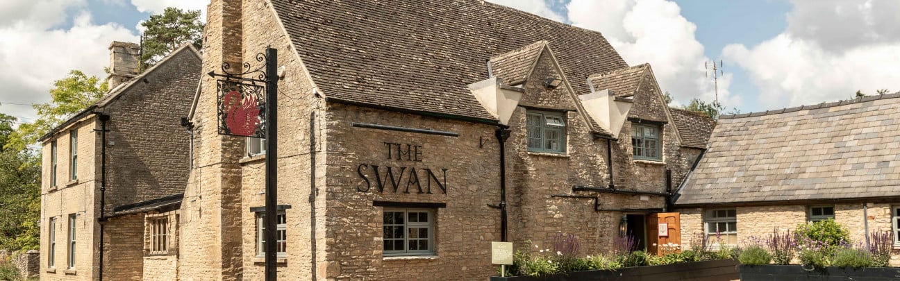 Rooms, cottages & suites at The Swan - Oxfordshire